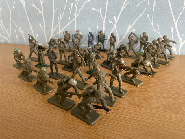 PLASTIC TOY SOLDIERS 1/32 Cresent WW2 british infantry £10.77 - PicClick UK