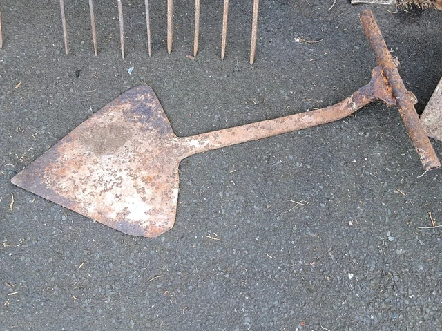 VINTAGE RARE LARGE Antique Peat Cutter Turf Lifter Spade Garden Tool ...