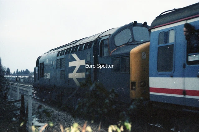 B245 35MM NEGATIVE Class 37 37358 Malvern c.1991 £2.54 - PicClick UK