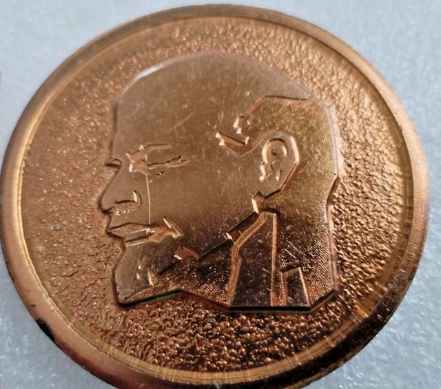 VINTAGE SOVIET TABLE Medal 100 years Since the Birth of Vladimir Lenin ...