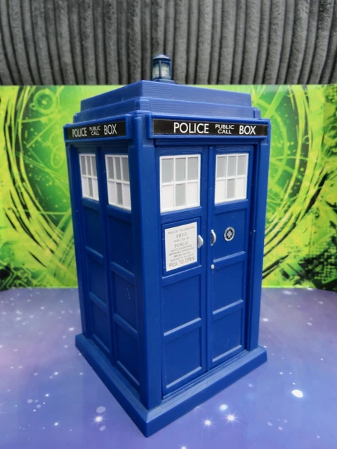 DOCTOR WHO FIGURE ** 12Th Doctor Tardis** 3.75" Figure / Toy** Light ...