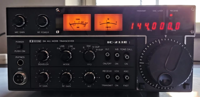 ICOM IC-211E VHF/2M SSB/CW/FM Transceiver EUR 150,00 - PicClick DE