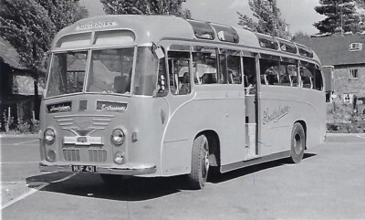 BUS PHOTO: MUF431 Southdown MS (831). 1953 Leyland Royal Tiger ...