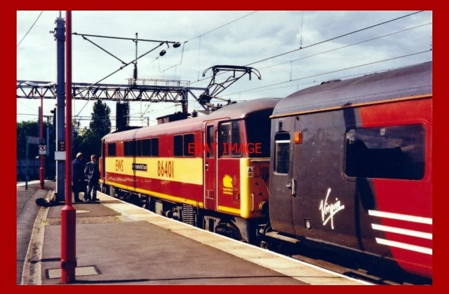 PHOTO BR Class 86 Electric Loco No 86401 Ews Livery £1.45 - PicClick UK