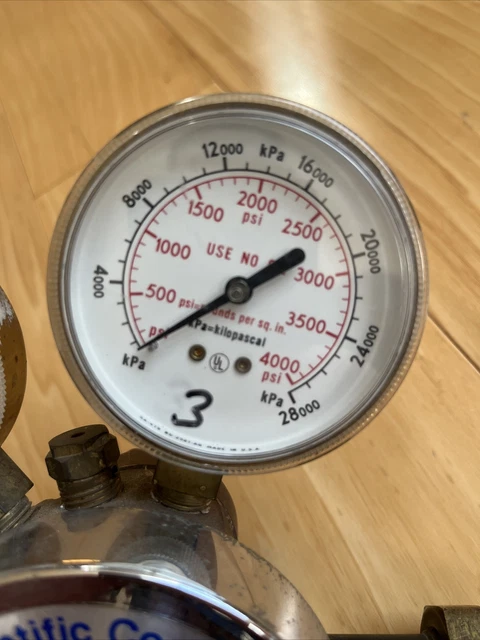 FISHER SCIENTIFIC FS-50 Inert Gas Pressure Regulator Ar N2 He 4000&60 ...