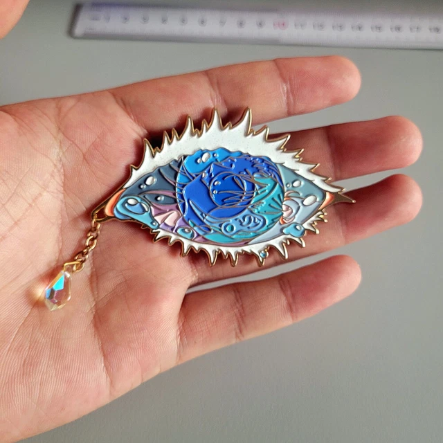 ANIME JUJUTSU KAISEN Gojo Satoru Gojo Blue Eye Metal pin Badge Brooch ...