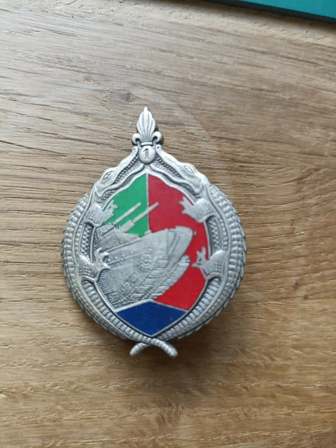 FOREIGN LEGION BADGE, 1REC Indochina, Dr. Paris R75, TBE £7.91 ...