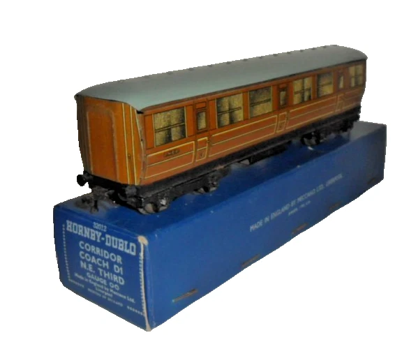 HORNBY DUBLO 3-RAIL 32012 Ne All Third Corridor Coach *Rare Grey Roof ...
