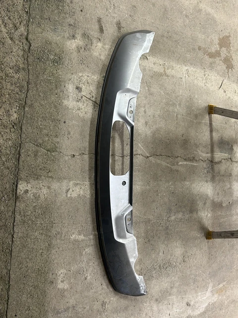GENUINE VOLVO XC40 2018-2020 Rear Bumper Diffuser With Tow Bar Insert ...
