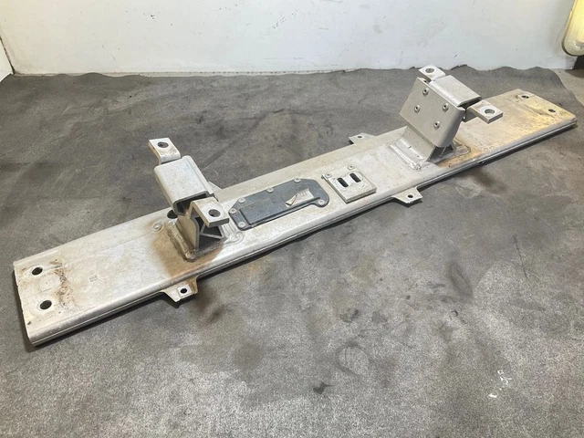 MERCEDES-BENZ GLE W167 2021 Diesel 2kW Engine mount bracket A1672406100 ...