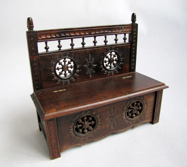 MEUBLE DE POUPÉE Breton Boite Banc Coffre en Bois Art Populaire EUR 25,00 - PicClick IT