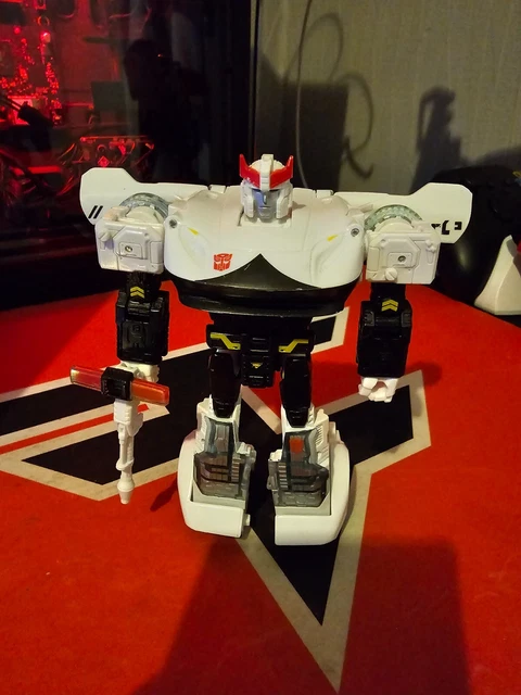 TRANSFORMERS WFC SIEGE Prowl Complete Cybertronian Mode Autobot £40.00 ...