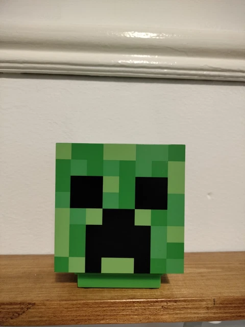 MINECRAFT CREEPER HEAD Icon. Green Cube BedsIde Night Light Lamp . £10. ...