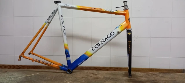 COLNAGO OVAL MASTER Titanium Frame - Campagnolo 9 Speed Gasket Gift £ ...