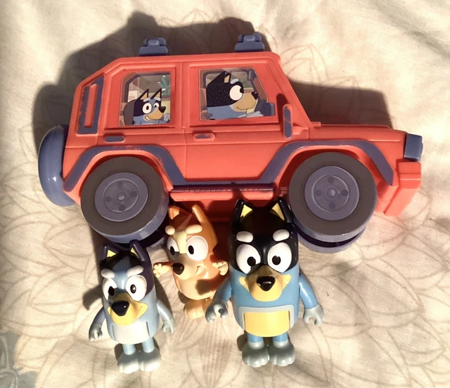 BLUEY FLAT CAR & Character Figures Bluey Bingo Dad CBeebies EUR 9,79 ...