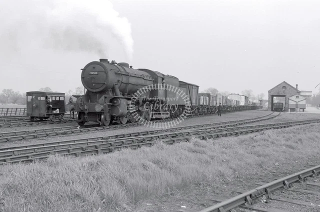 PHOTO BR BRITISH Railways Steam Locomotive Class WD 2-8-0 90571 South ... PHOTO BR BRITISH Railways Steam Locomotive Class WD 2-8-0 90571 South ...