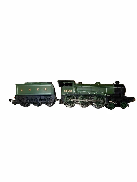 HORNBY LNER 4-6-0 Class B12 Loco 8509 Green (R866) OO (D) £29.26 ...