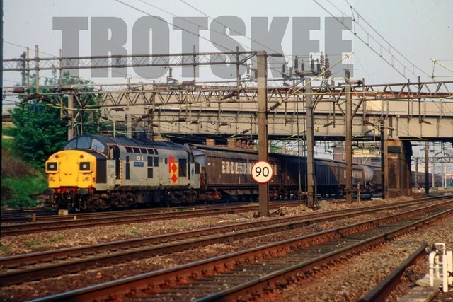 35MM SLIDE BR British Rail Diesel Loco Class 37 37059 1989 Original £3. ...