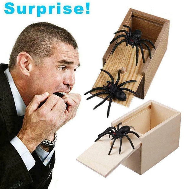 WOODEN SPIDER SCARE Box Hidden in Case Gag Toy Trick Prank Joke For ...