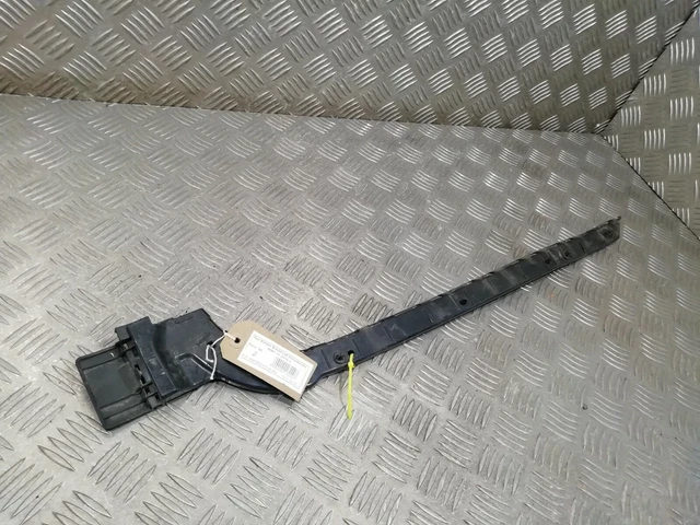 MERCEDES VITO W447 Rear Bumper Bracket Left A4478800412 £5.00 - PicClick UK
