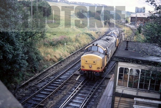 35MM SLIDE BR British Rail Diesel Loco Class 37 37682 Great Rock 1988 ...
