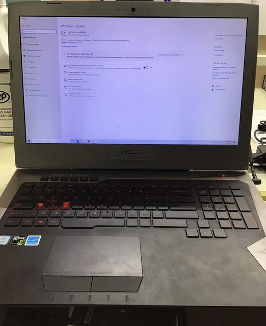 ASUS ROG G752V 17.3" i7-6700HQ 2.60GHz 12GB RAM 500GB SSD GTX 965M $590 ...