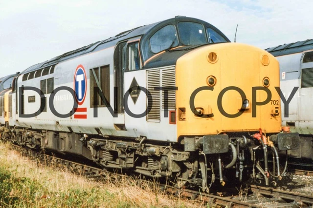 UK DIESEL TRAIN Railway Photograph Of Class 37 37702 Loco. Rm37-1732 £1 ...
