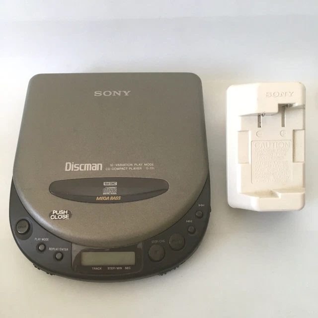 SONY DISCMAN D-111 Personal CD Player Walkman Army Green & Bat. Charger ...