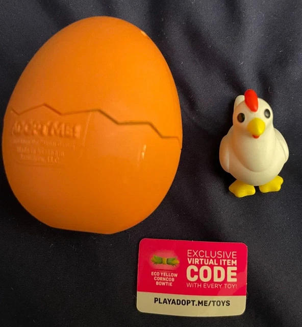 ROBLOX ADOPT ME! Series 2 Pet CHICKEN Figure w/ ECO YELLOW CORNCOB ...