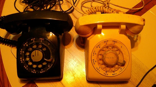 WHITE & BLACK Corded Rotary House Phone £79.86 - PicClick UK