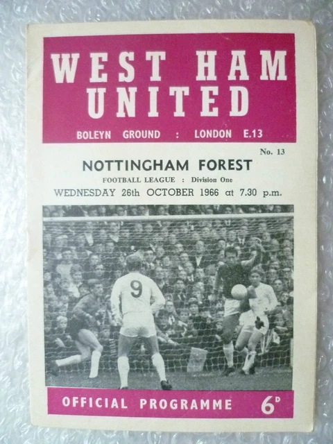 1966 WEST HAM UNITED v NOTTS FOREST (Bobby Moore, Geoff hurst, F ...
