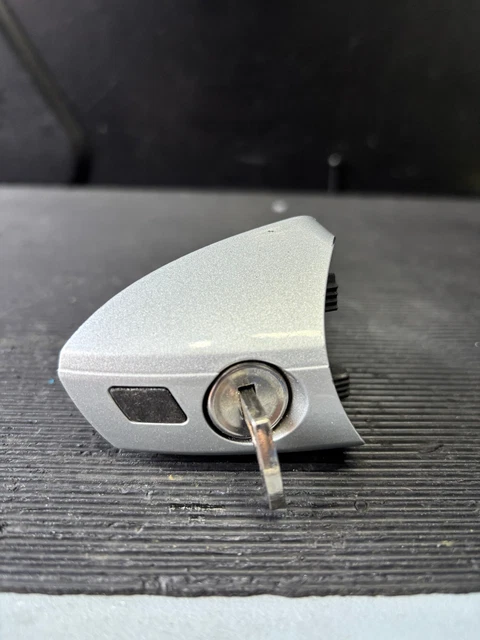 MERCEDES BENZ W204 C-Class Drivers Door Lock Barrel & Key 2007-2014 ...