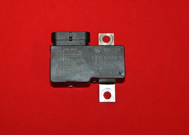 MERCEDES BENZ C Kl W204 Relais Batterie Steuergerät Fremdstart Dose A ...
