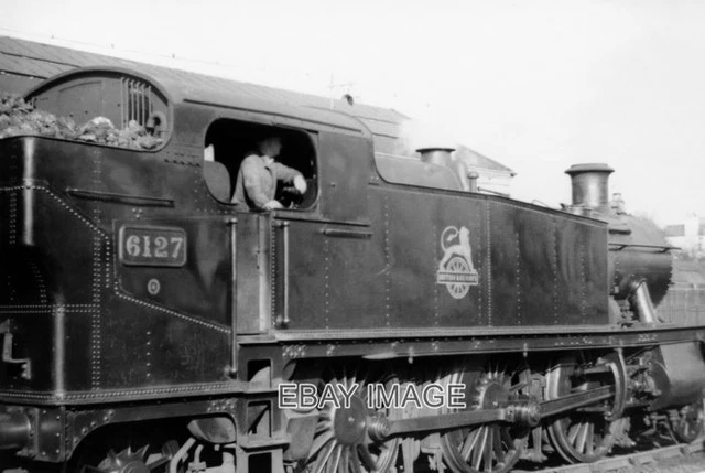 PHOTO GWR Tanner Wunner Tank Engine No. 6127 Pausing At Ealing Broadway ...