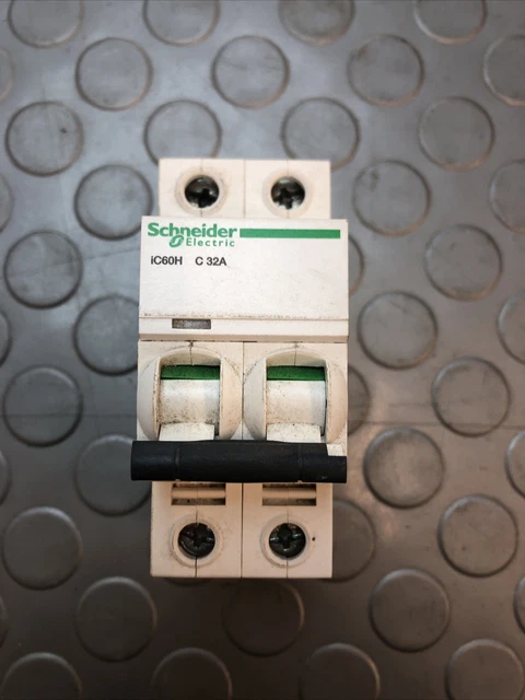 SCHNEIDER 32A MCB ACTI 9 PLUG IN TYPE 2 POLE 2 PHASE C TYPE 10ka ...