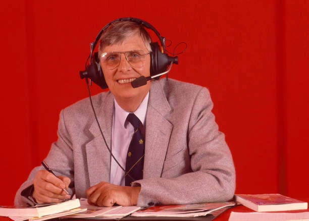 SPORTS JOURNALIST AND BBC radio commentator Gerald Williams at th - Old ...