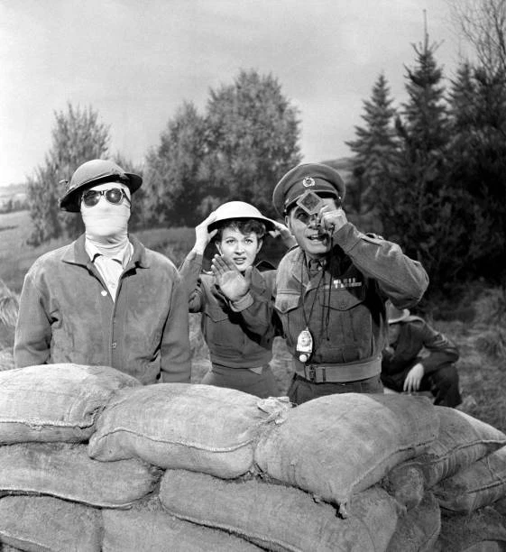 TIM TURNER JENNIFER Jayne and Conrad Phillips in the TV series- 1959 ...