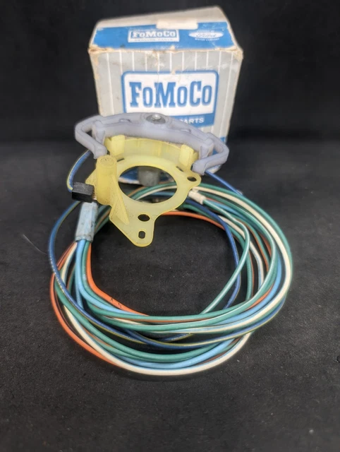 NOS 63-64 FORD Falcon Ranchero Mercury Comet 62-64 Fairlane Turn Signal ...
