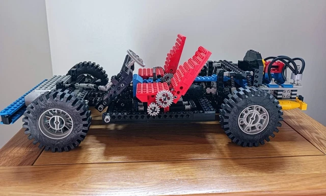 LEGO TECHNIC: CAR Chassis (8860) vintage in original box + 4.5 volt ...