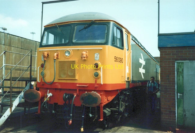 RAILWAY PHOTO 6X4 Class 56 56090 Ex works Crewe Works c1986 £1.50 ...