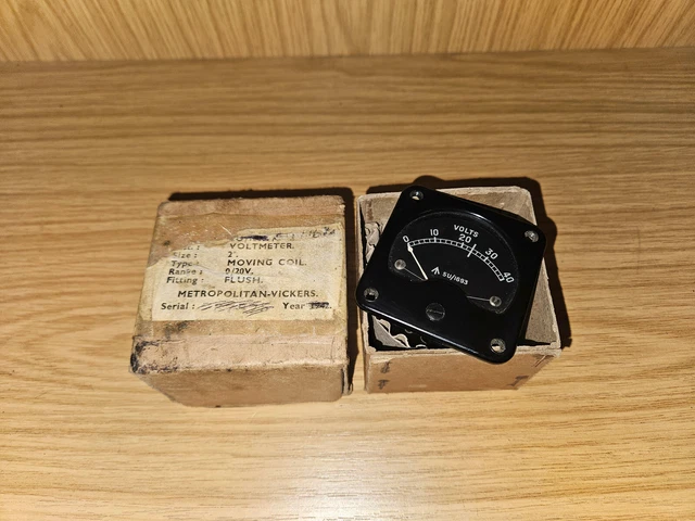 WW2 WWII RAF 5A/1693 40 Dated RAF Spitfire Voltmeter Aircraft cockpit ...