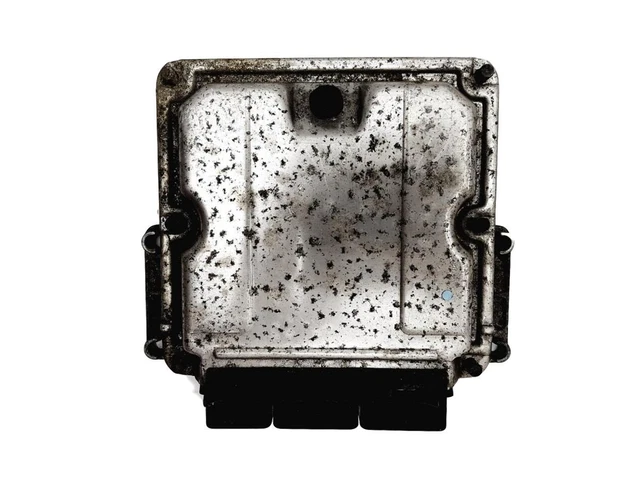 CALCULATEUR 0281010556 8200153946 8200095416 Renault Bosch 9569 EUR 60 ...