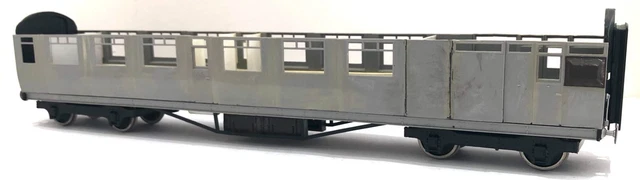 7MM/O KIT BUILT PLASTIC CORRIDOR BRAKE COACH BODY FOR COMPLETION £19.99 ...