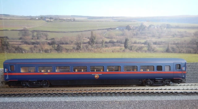 HORNBY R4075A MK4 GNER TSO Coach (F) Mallard Livery 12308 Flying ...