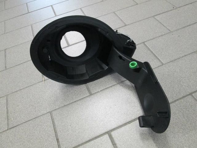 BRAND NEW GENUINE BMW E87 E81 1 Series Fuel Filler Flap Hinge ...