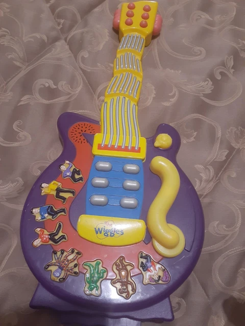 THE WIGGLES PLAY Along Musical Sing and Dance Guitar Toy character ...
