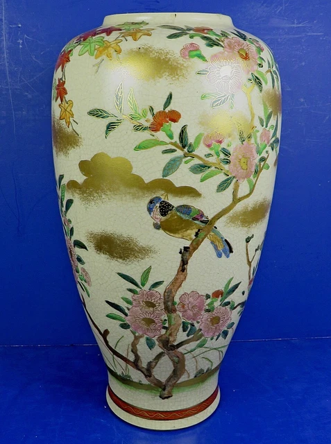 ANTIQUE JAPANESE TAISHO Period Satsuma Earthenware Vase £41.16 ...