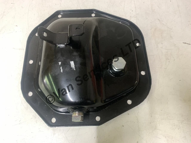 *NEW* IVECO DAILY Twin Wheel Rear Axle Diff Cover - Fits 1999-2014 £49. ...