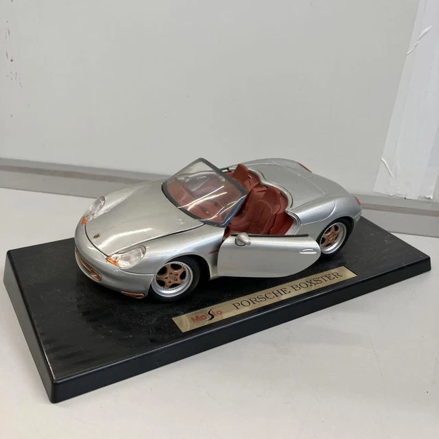 MAISTO PORSCHE BOXSTER 1/18 Voiture Minicar Figurine Object EUR 191,74 ...