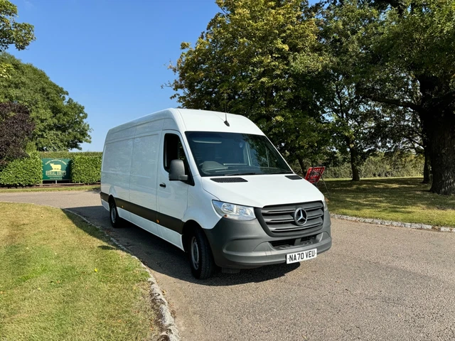 MERCEDES-BENZ SPRINTER LWB 2.0 315 CDI Progressive FREE DELIVERY 2021 £ ...